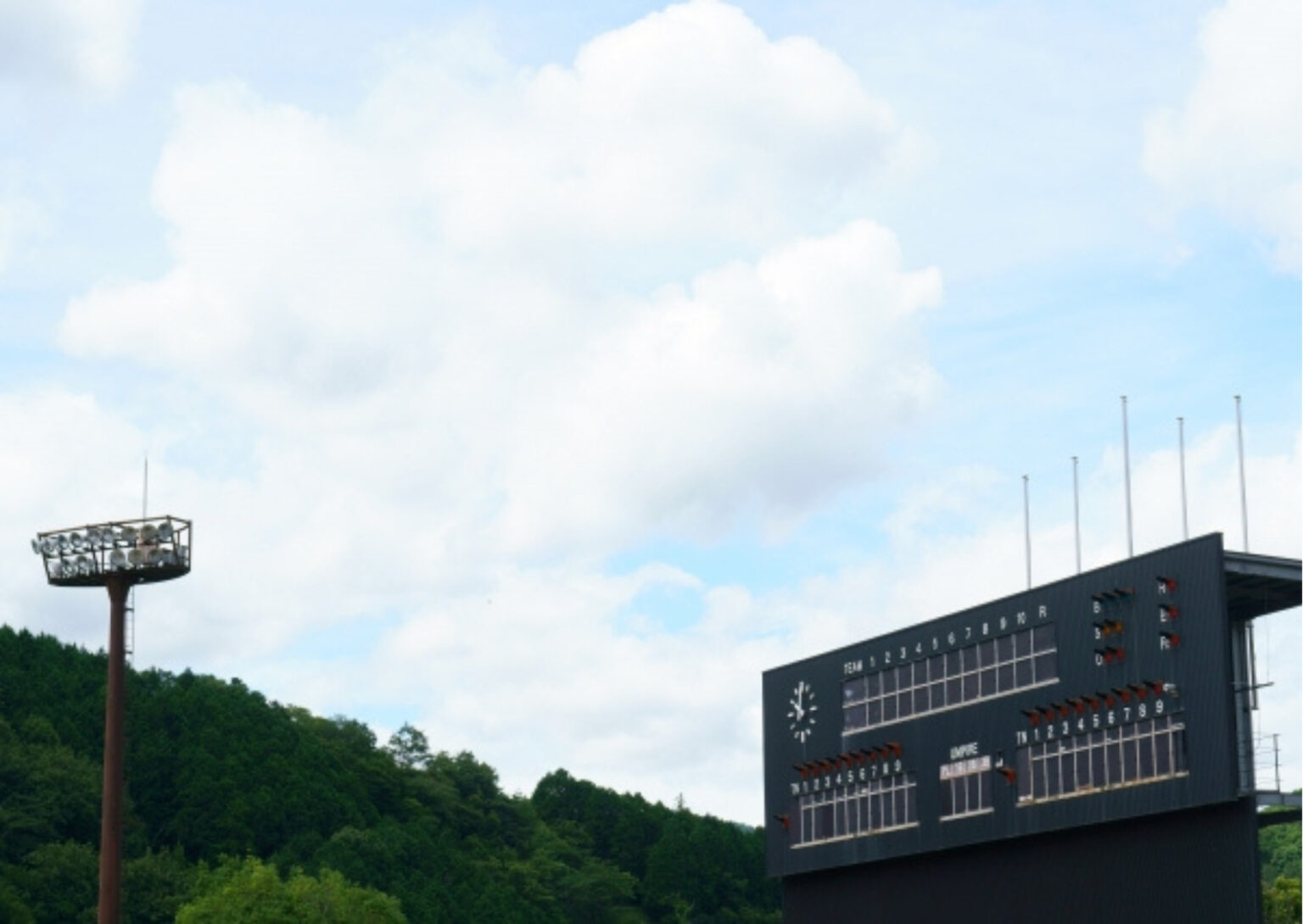 【2024年最新】野球のUZRをわかりやすく解説。2023年UZRランキングやUZRがあてにならない理由も紹介！ - 野球好きのロッカールーム